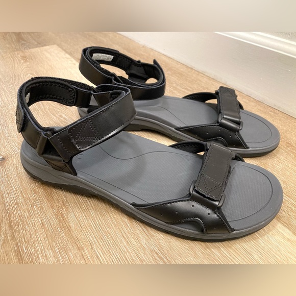 Vionic | Shoes | Vionic Leo Casual Black Sandal Flip Flop Mens Shoes ...